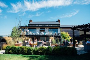 Dining Out: The Navigation Inn, Thrupp Wharf, Cosgrove – The Travel Locker