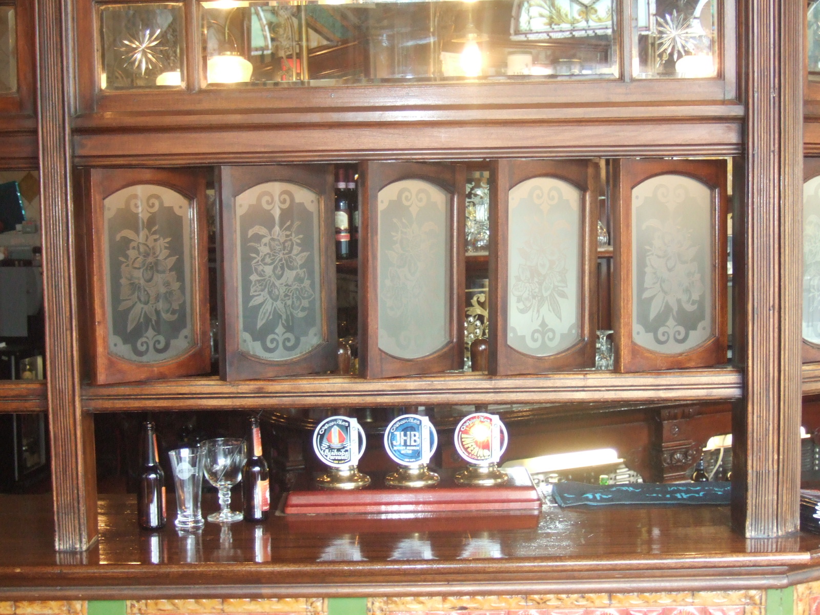 A Jewel in the Crown – The Barton`s Arms – Aston – Birmingham – The ...